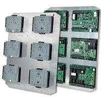 Altronix TMV2 Dörrbackplan för Trove skåp